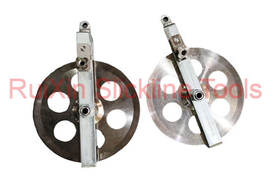 Wireline Pulley Wellhead Wireline Pressure Control Equipment With 10 ...